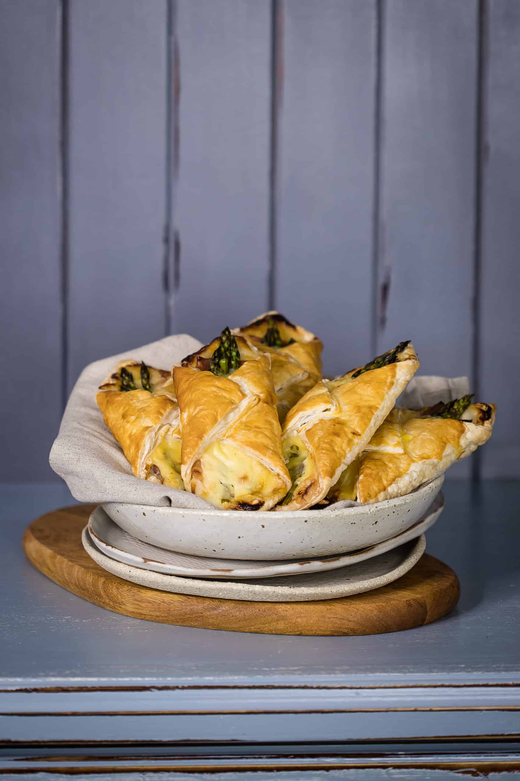 Puff Pastry with Ham and Cheese - Steam & Bake