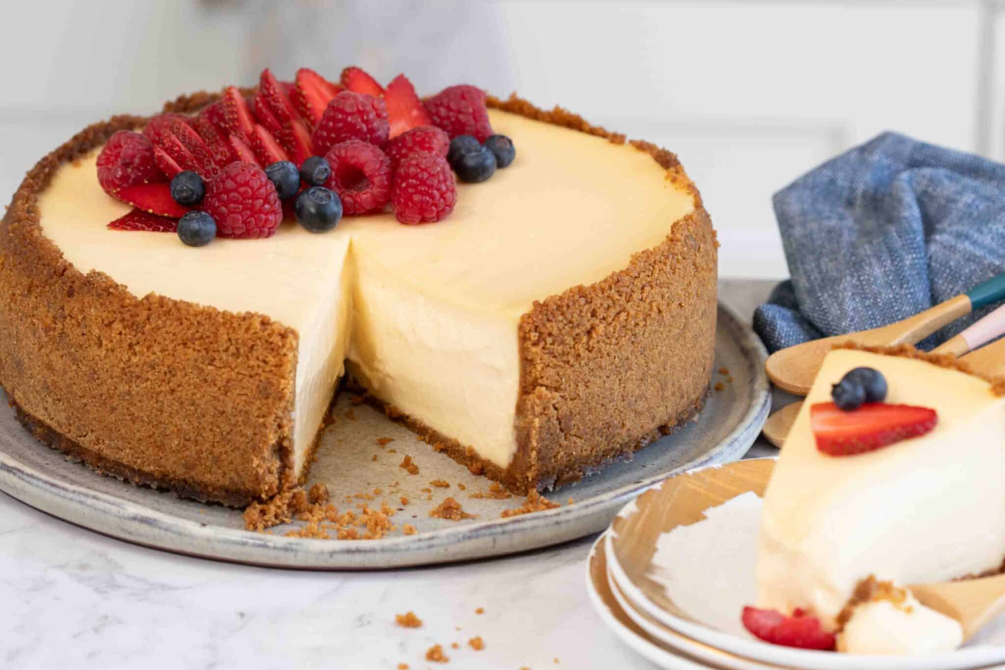 Perfect Sous Vide Cheesecake (whole cake or mini jars)